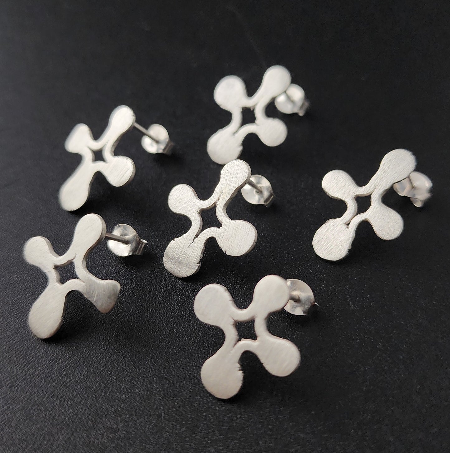 Silver Estrella Stud Earrings – neoancient