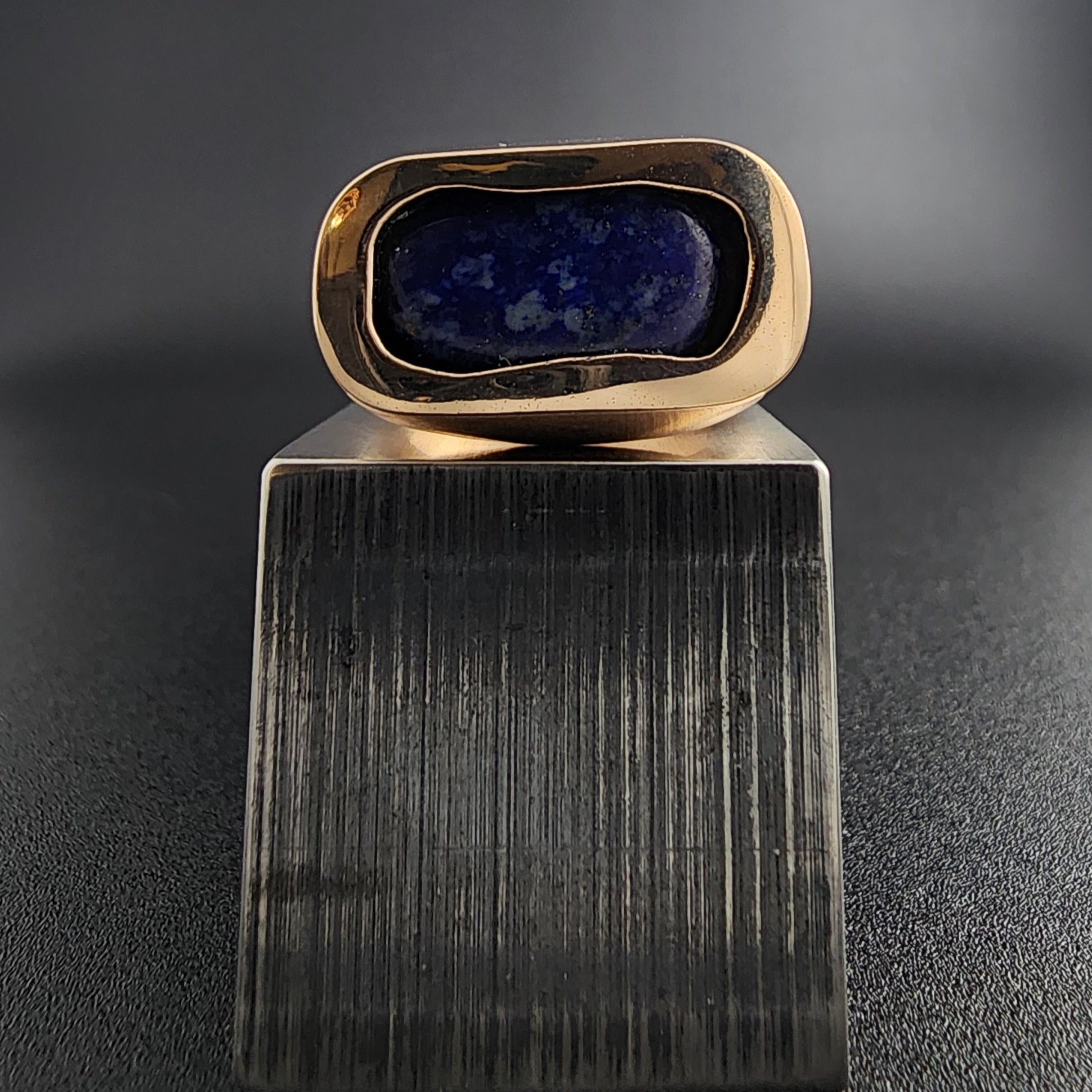 Bronze Voluptua Ring – neoancient